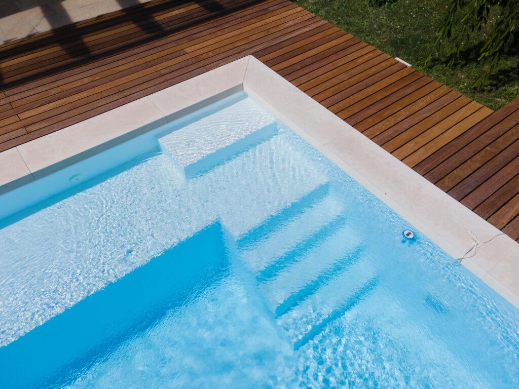 Shotcrete Pools New York - Roma Pools